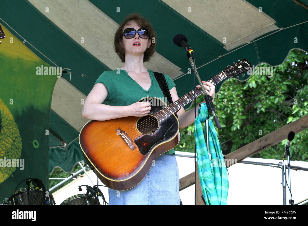 Singer, songwriter and Laura Cantrell is shown performing on stage ...