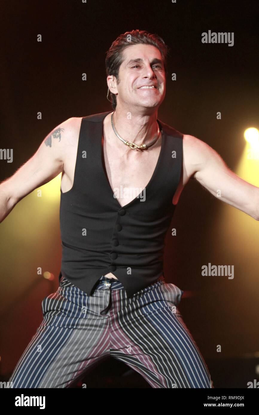 Perry Farrell Janes Addiction