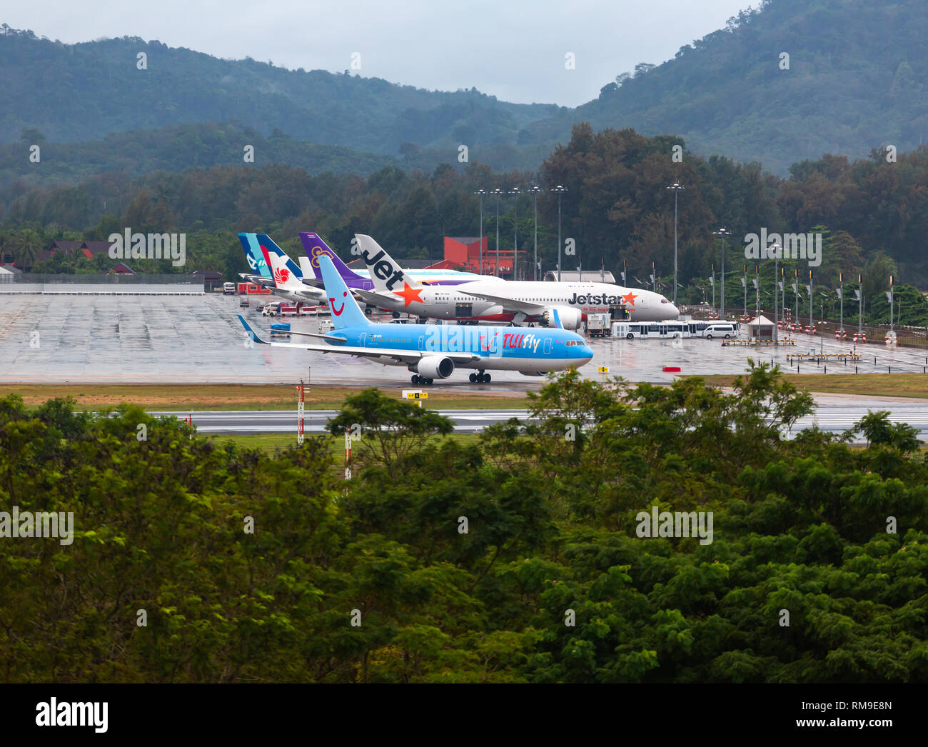 Boeing ready to take off Stock Photo - Alamy