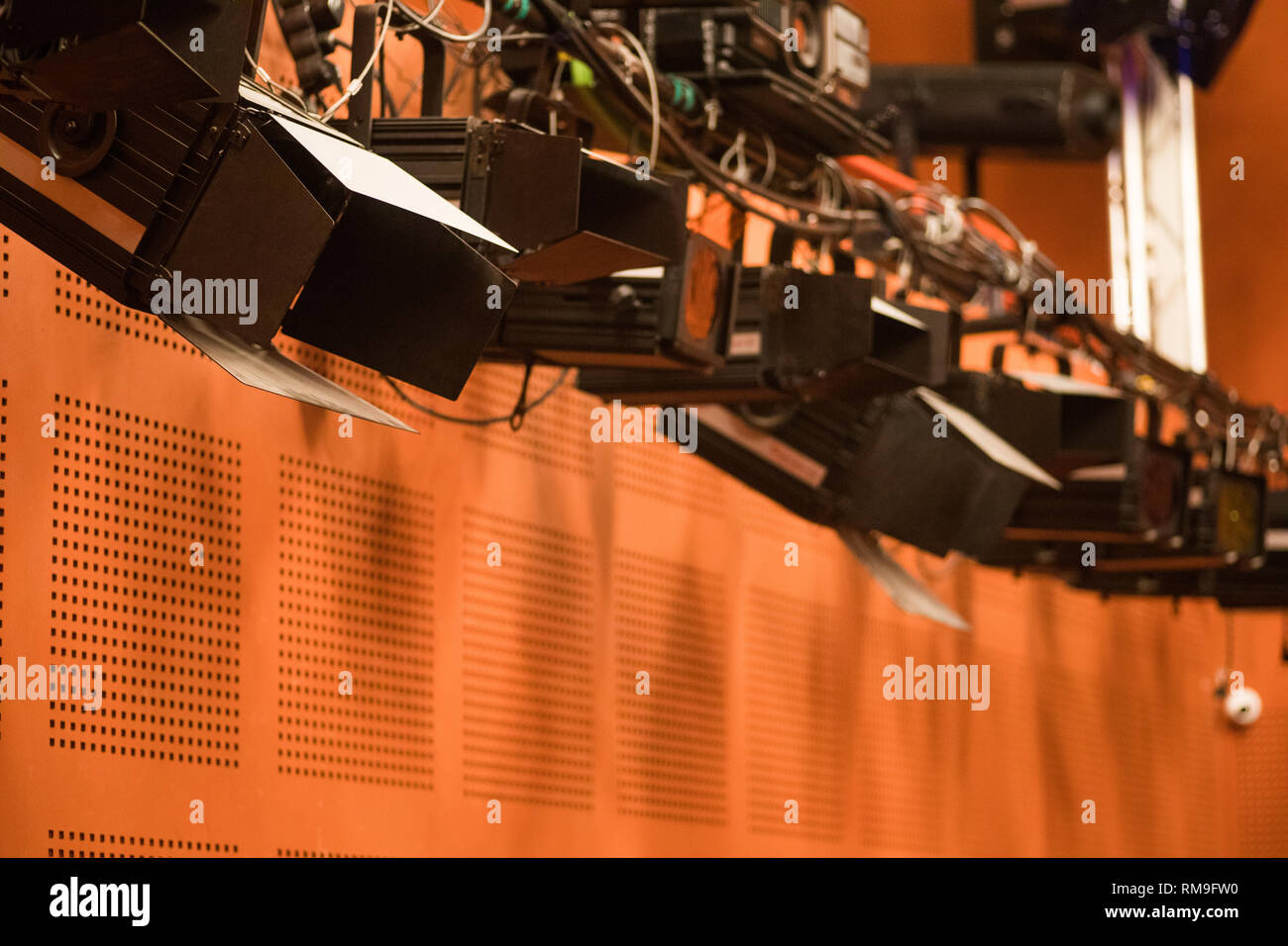 Beam reflectors hi-res stock photography and images - Alamy