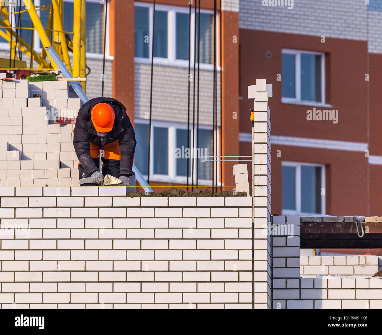 Brick laying scaffolding hi-res stock photography and images - Alamy