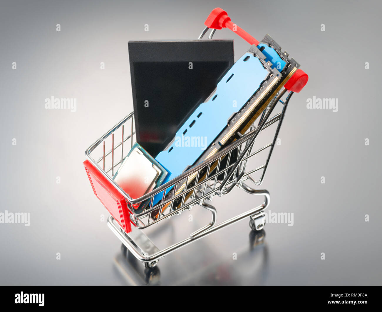 Shopping cart chips hi-res stock photography and images - Alamy