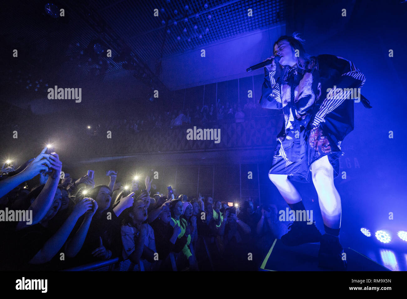 Billie eilish live concert hi-res stock photography and images - Alamy