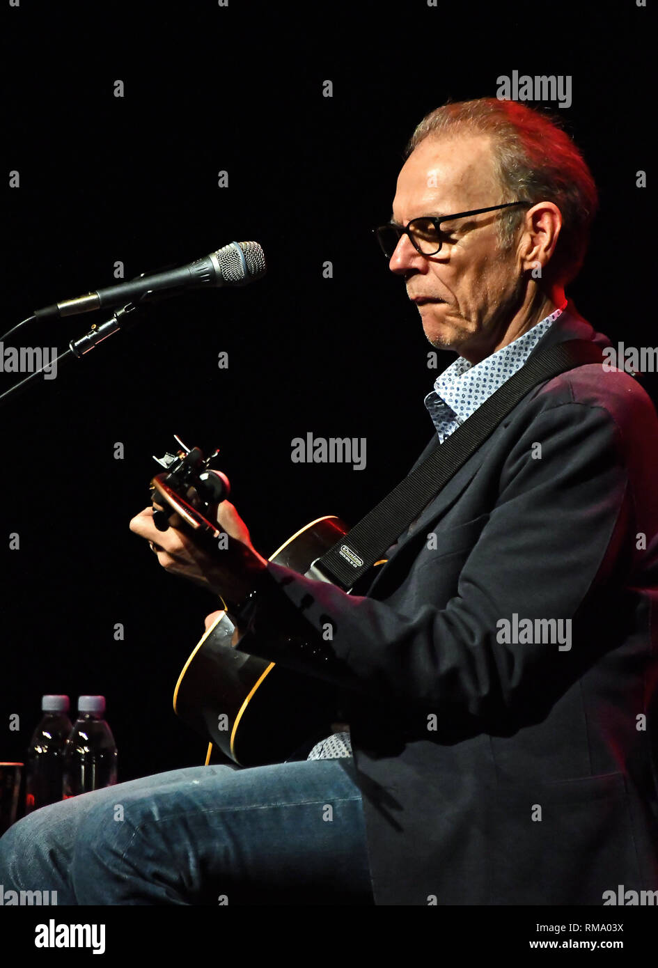John hiatt hi-res stock photography and images - Alamy