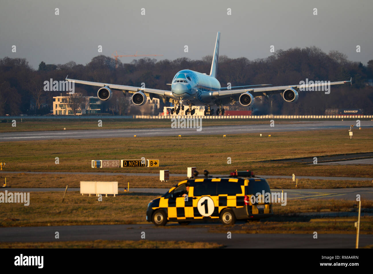 Ana airways airbus a380 hi-res stock photography and images - Alamy