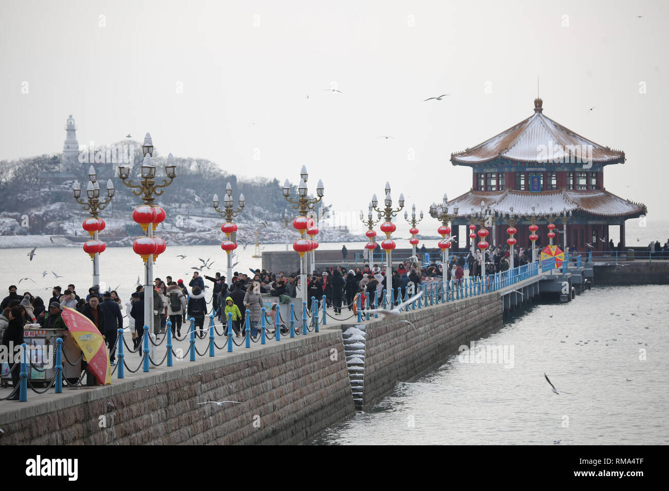 Qingdao, Qingdao, China. 14th Feb, 2019. Qingdao, CHINA-The snow ...