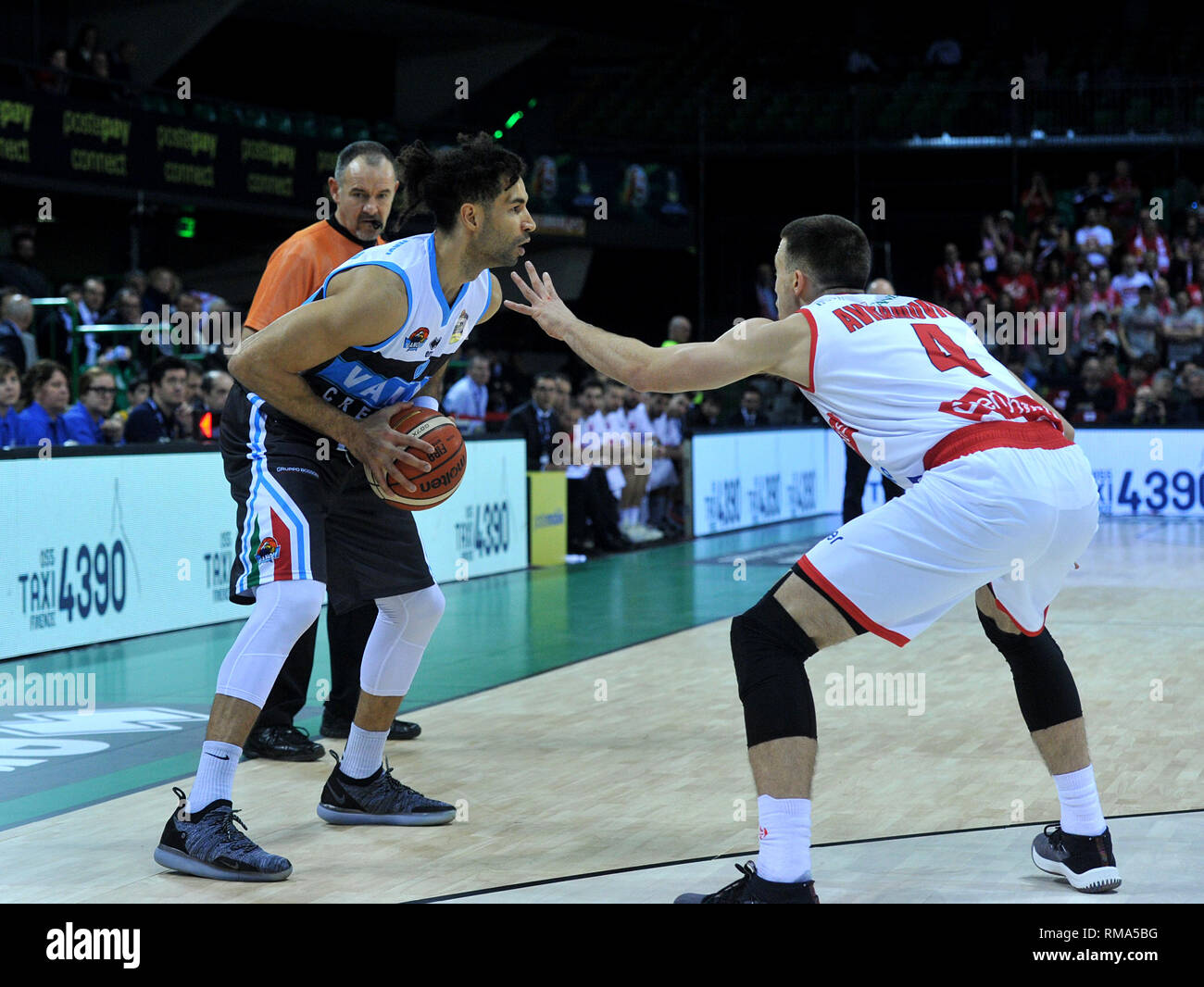 Jennifer crawford hi-res stock photography and images - Alamy