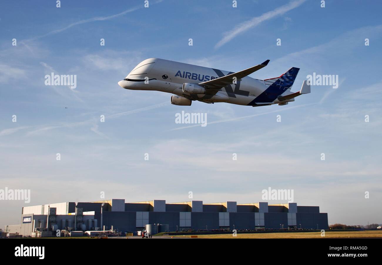 Airbus beluga rolls hi-res stock photography and images - Alamy