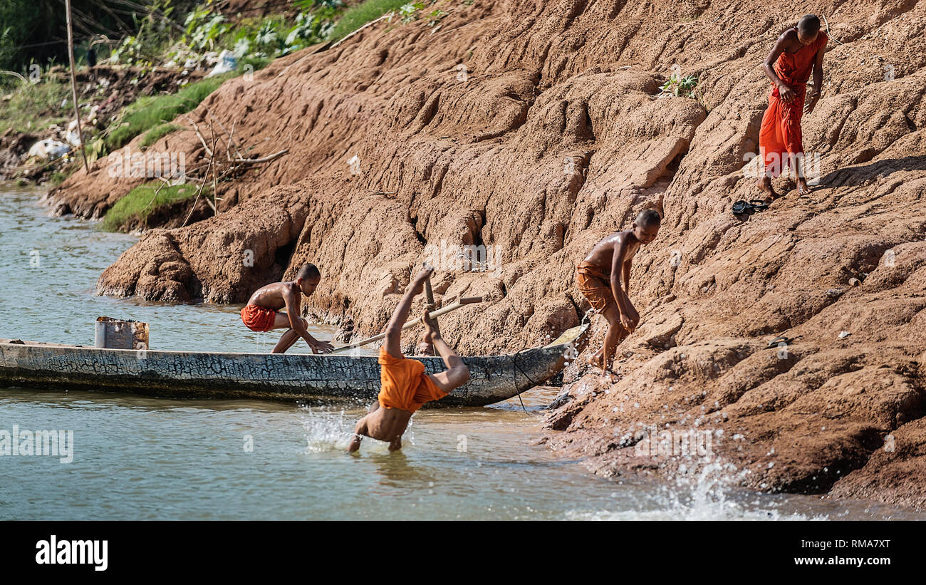 Mekong river swim hi-res stock photography and images - Alamy