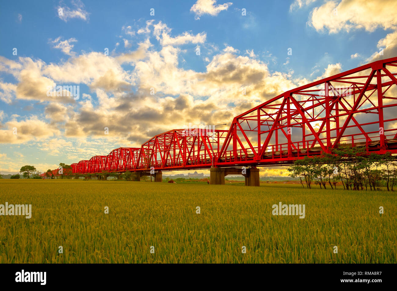 Bridge land connection hi-res stock photography and images - Alamy