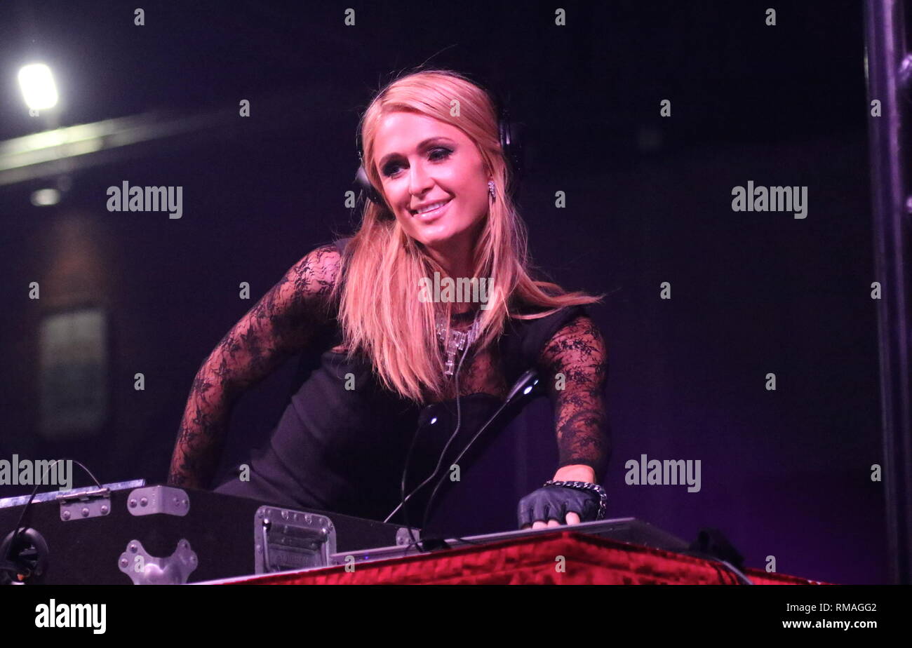 American actress and model hi-res stock photography and images - Alamy