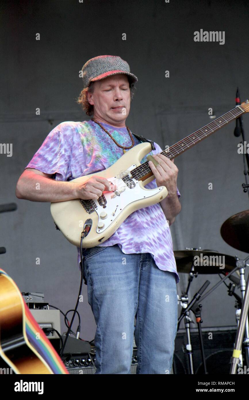 Singer, songwriter & guitarist Steve Kimock is shown performing on ...