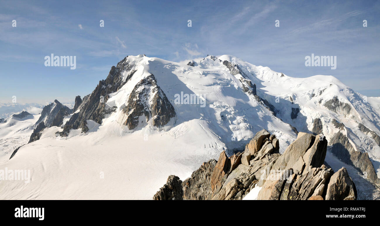Wide view of the Mont Blanc peak from the Aiguille du Midi platform ...