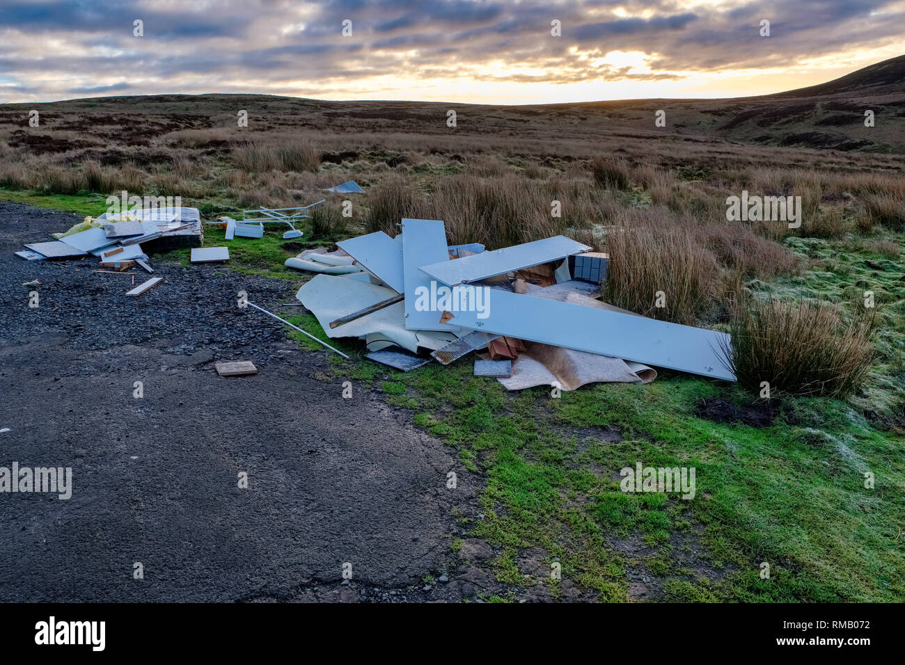 Fly tipping scotland hi-res stock photography and images - Alamy