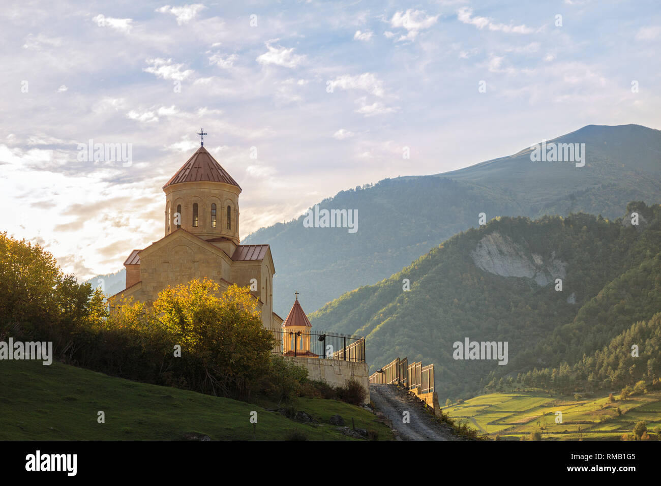Georgian church hi-res stock photography and images - Alamy