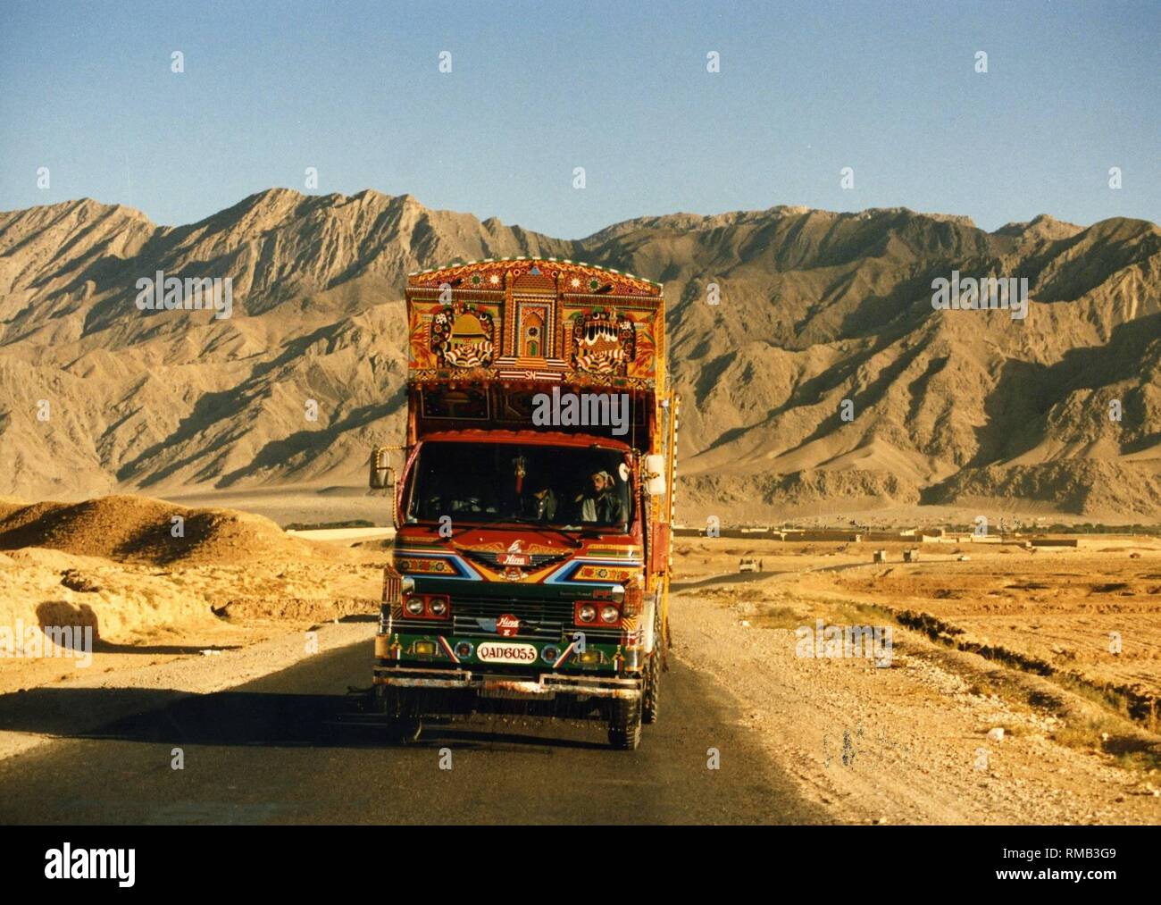 Peshawar pakistan street hi-res stock photography and images - Alamy