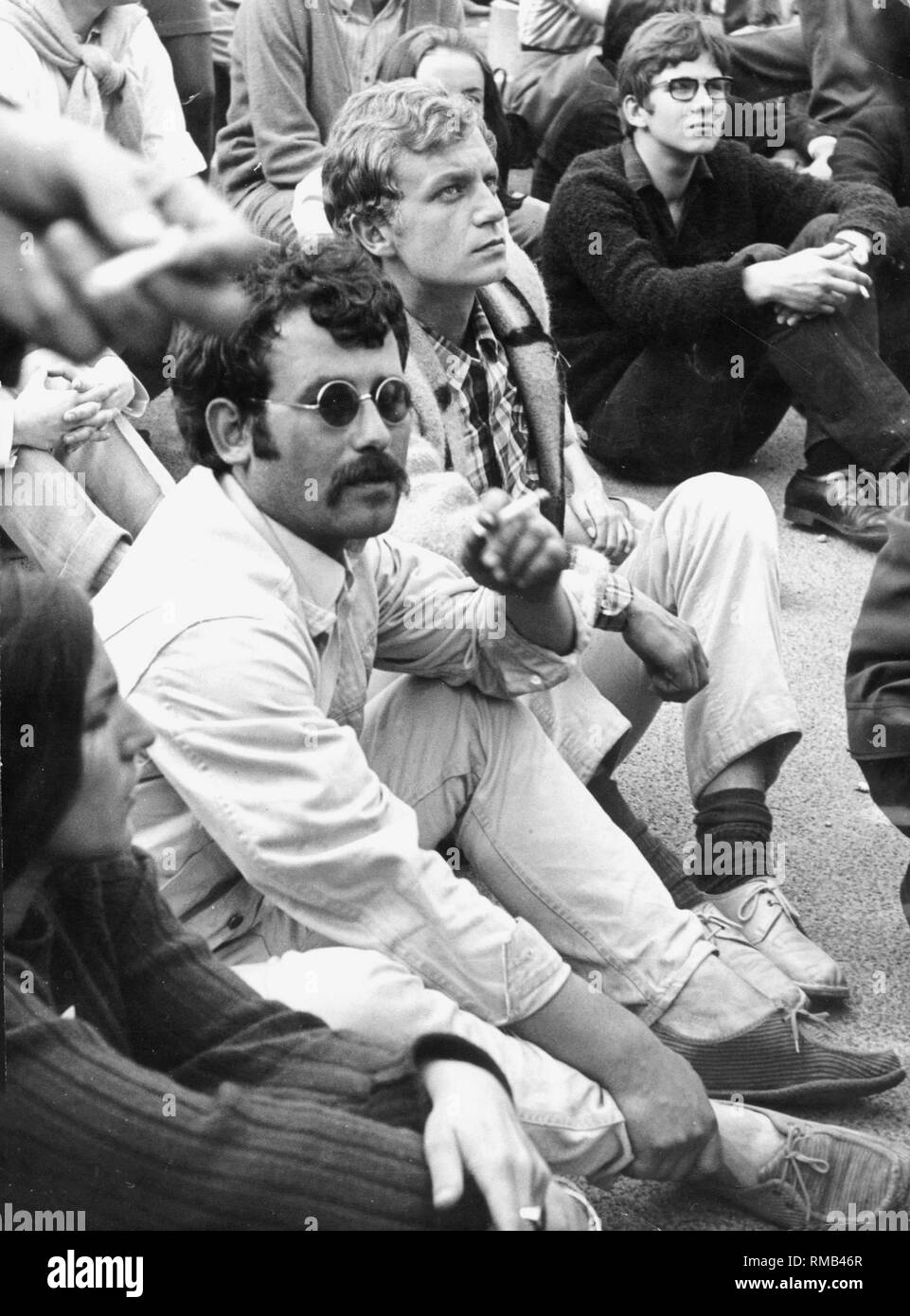 Protest sit in Black and White Stock Photos & Images - Alamy