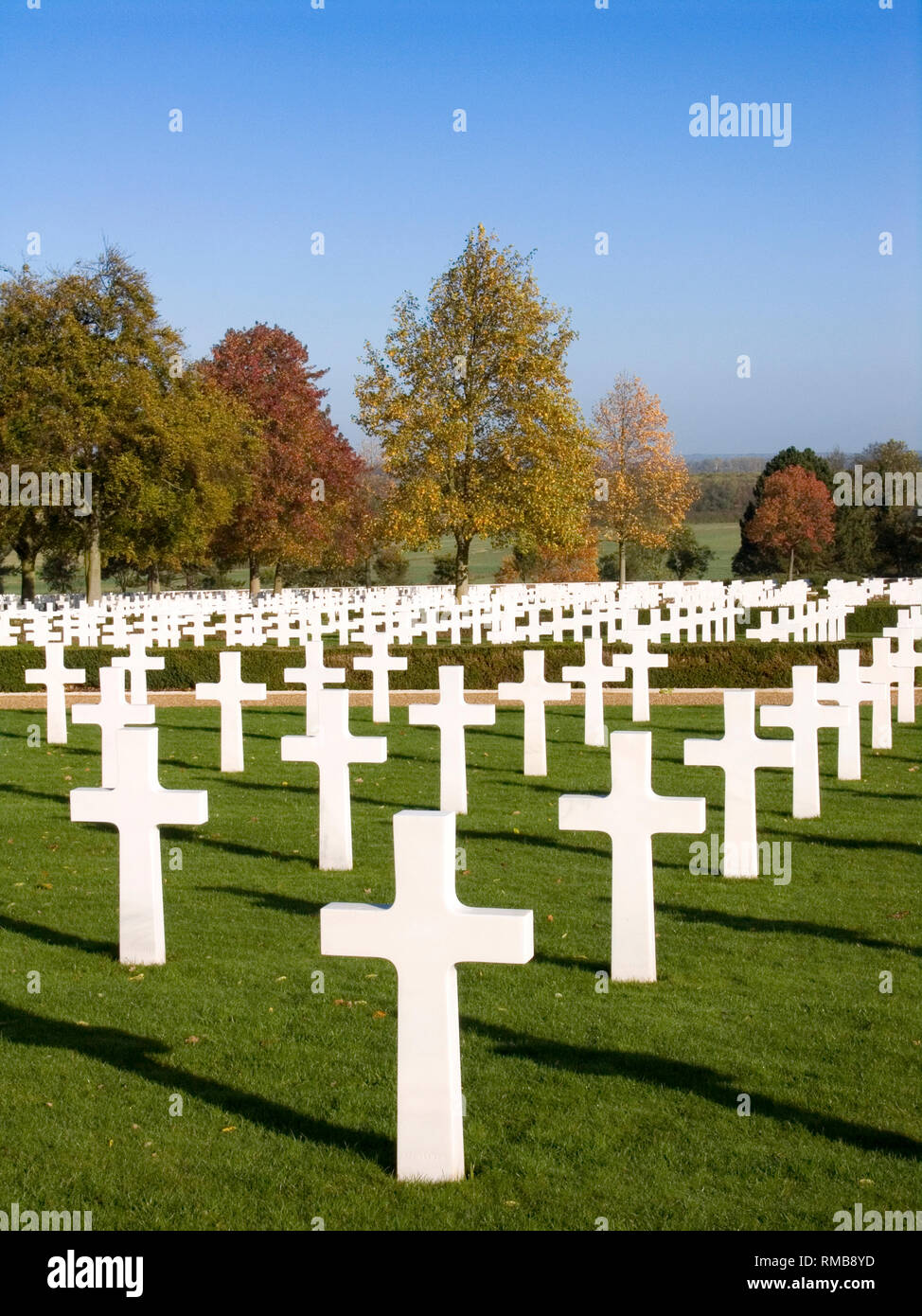 Ww2 military cemetery hi-res stock photography and images - Alamy