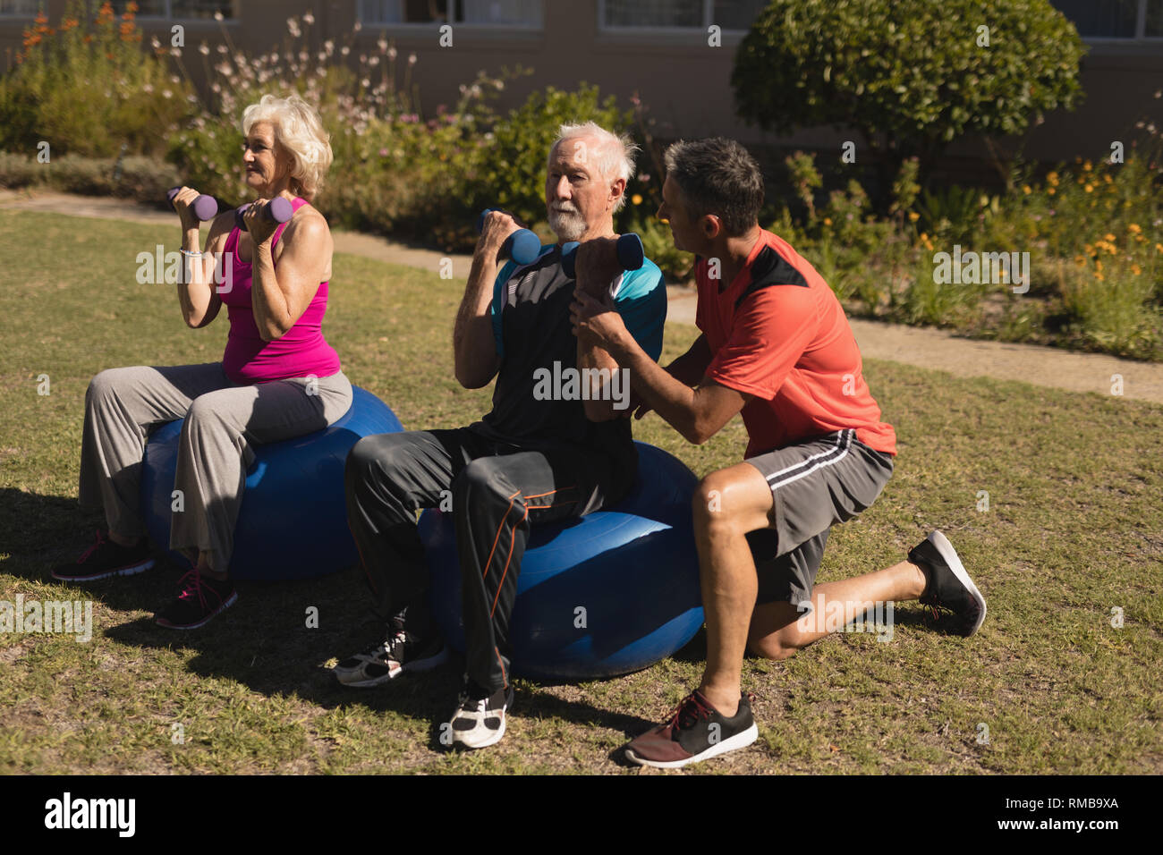 Muscular senior man in hi-res stock photography and images - Alamy