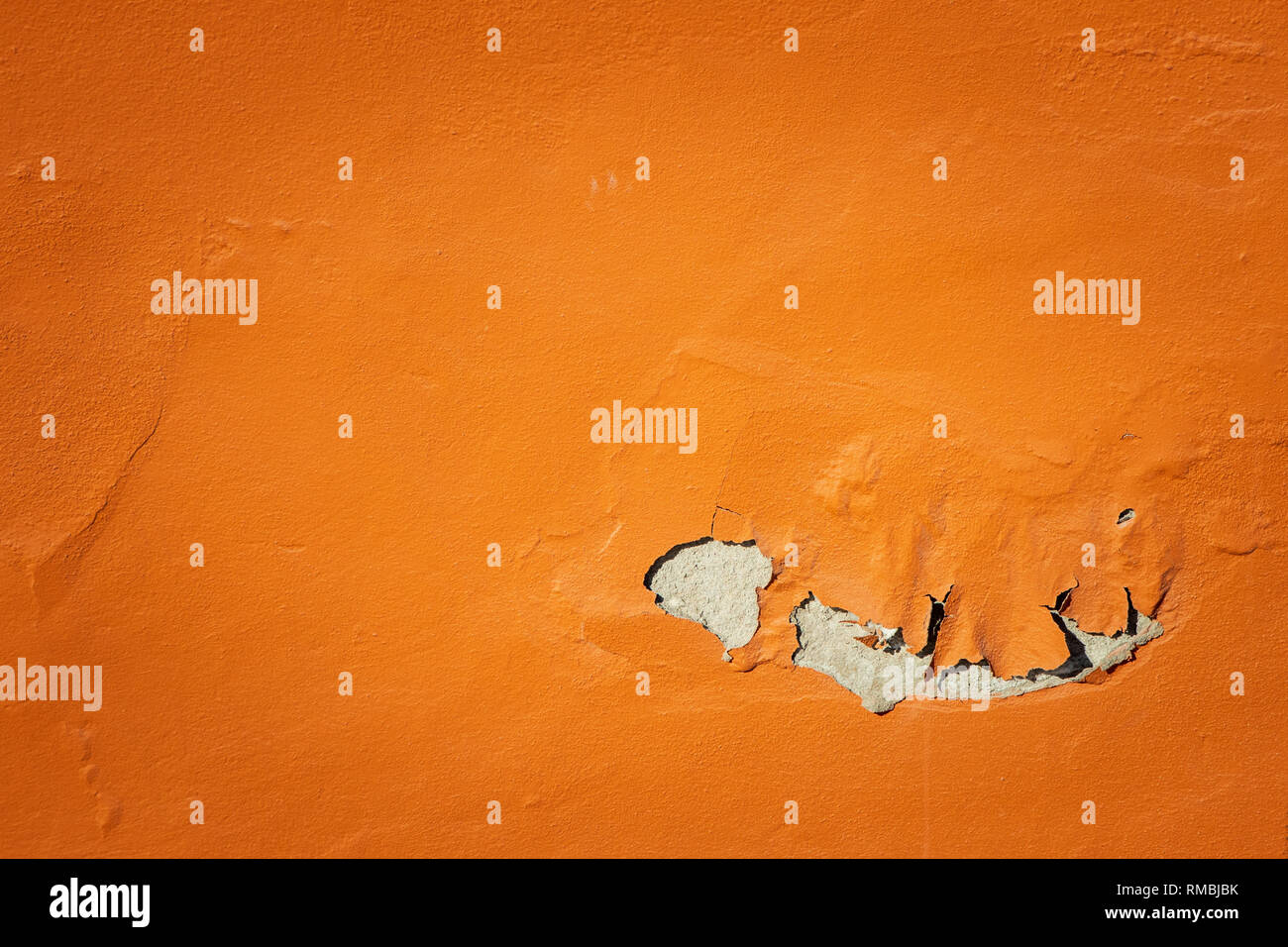 Paint peeling off the wall background texture Stock Photo - Alamy