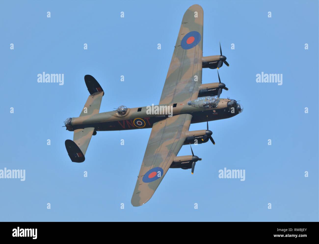 Avro Lancaster world war 2 4 engine heavy bomber flypast. BBMF Stock ...
