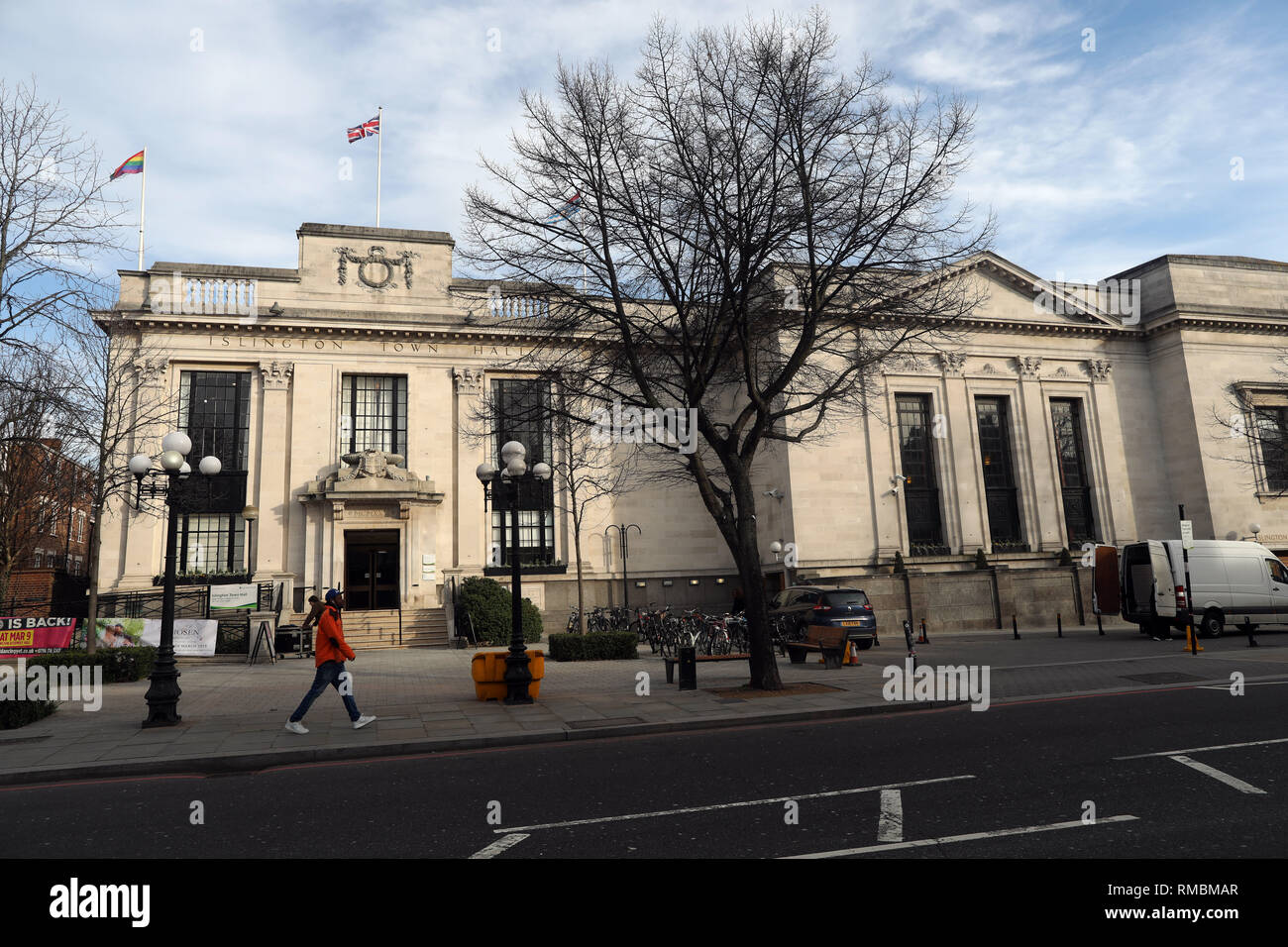 Islington town hall hi-res stock photography and images - Alamy