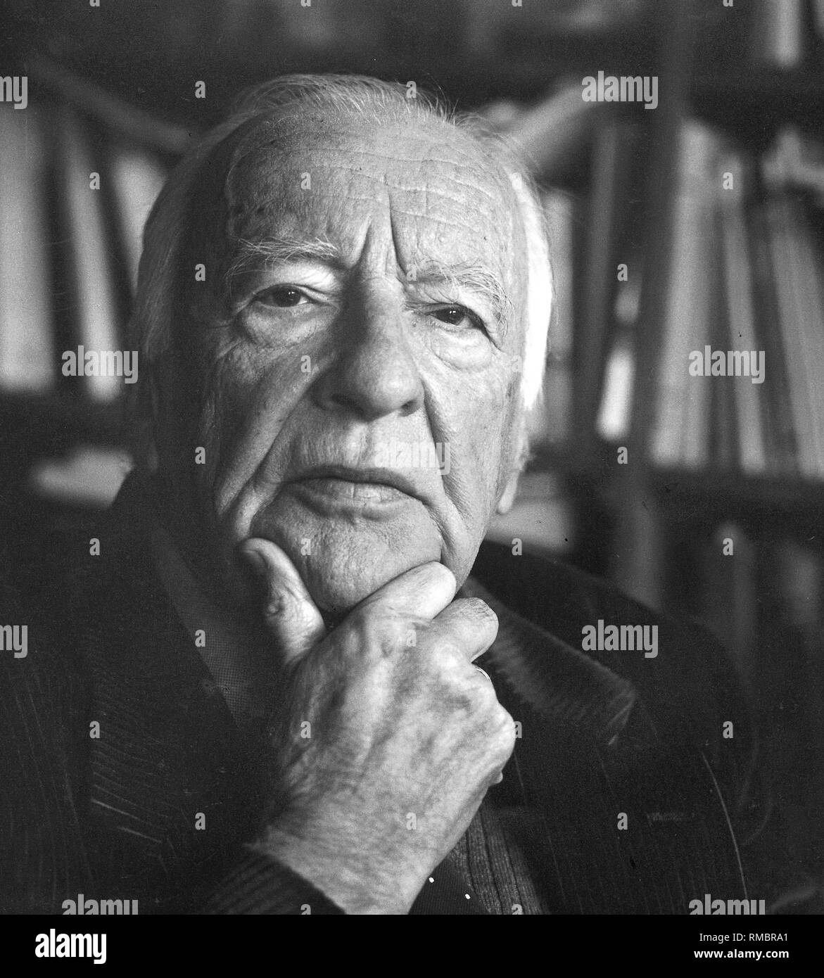 Hans-Georg Gadamer (born 1900), a German philosopher Stock Photo - Alamy