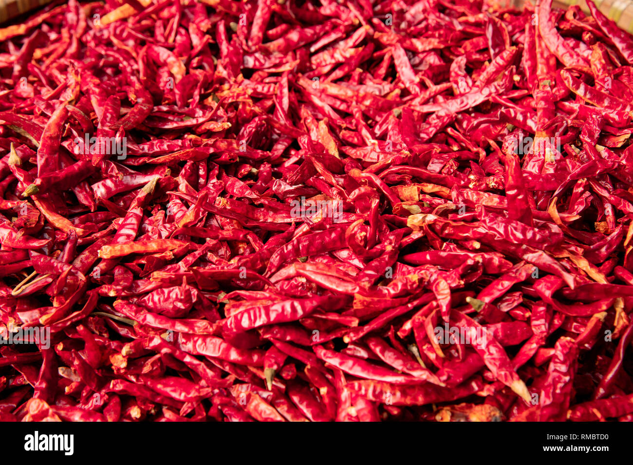 Dried red chili or chilli cayenne pepper Stock Photo - Alamy