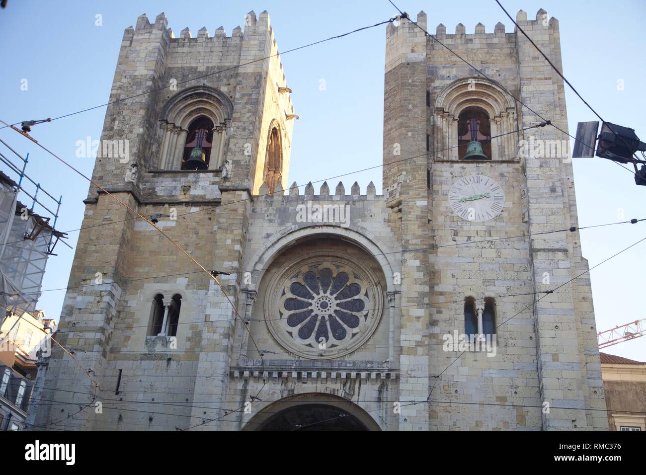 Cathedral of Santa Maria Maior in Lisbon Stock Photo - Alamy