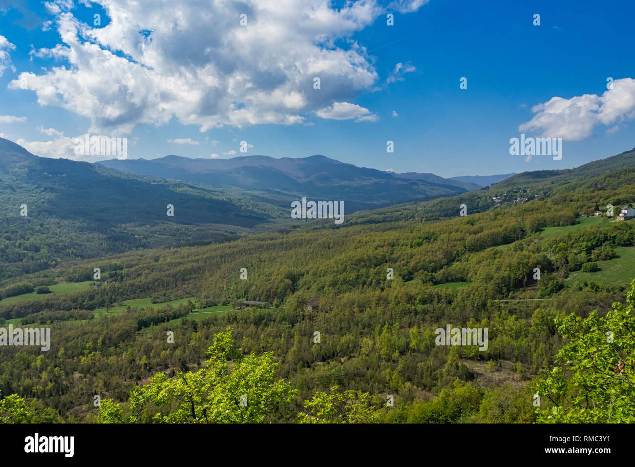 Tuscan and emilian appennine Stock Photo - Alamy