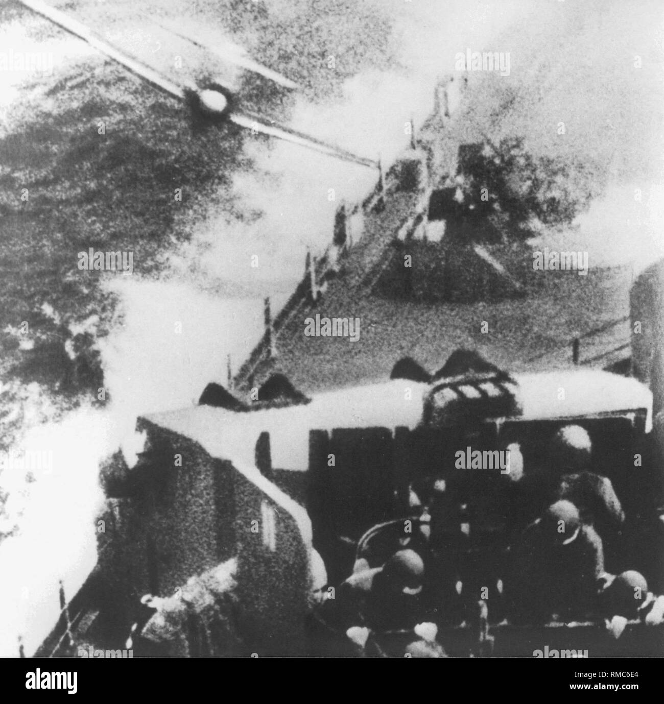 Kamikaze world war ii hi-res stock photography and images - Alamy