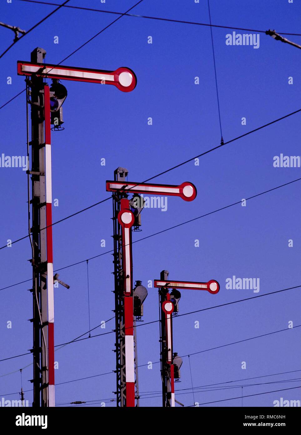 Railway Signals High Resolution Stock Photography and Images - Alamy