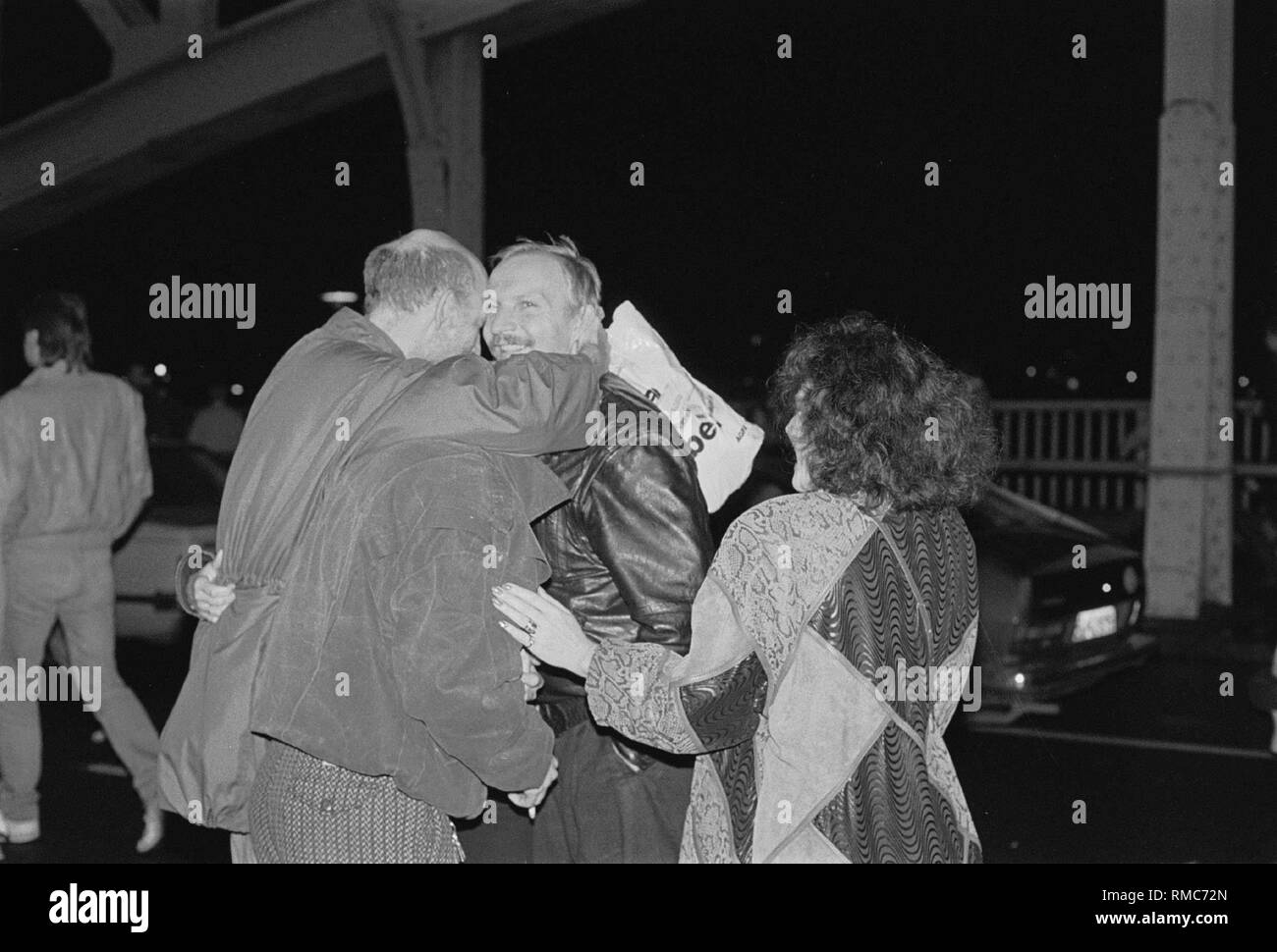 Opening of the wall on 09.11.1989, at the border crossing Bornholm ...