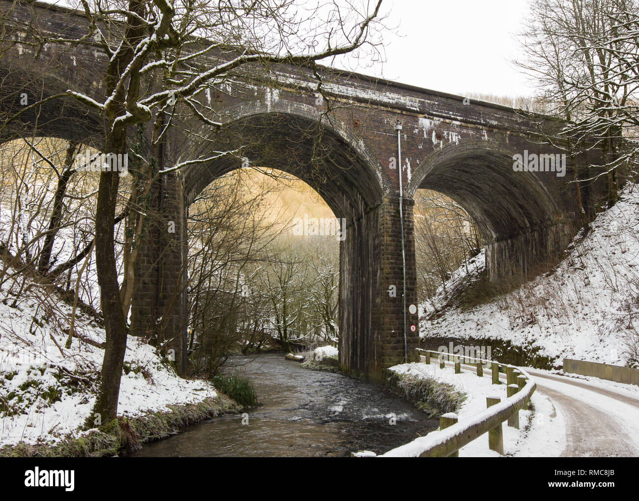 Viaduct in Wye Valley, Derbyshire UK Stock Photo - Alamy