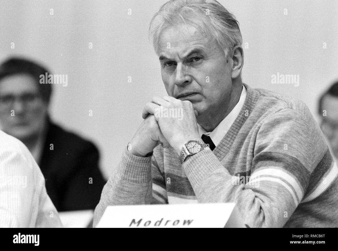 Former east german prime minister hi-res stock photography and images ...