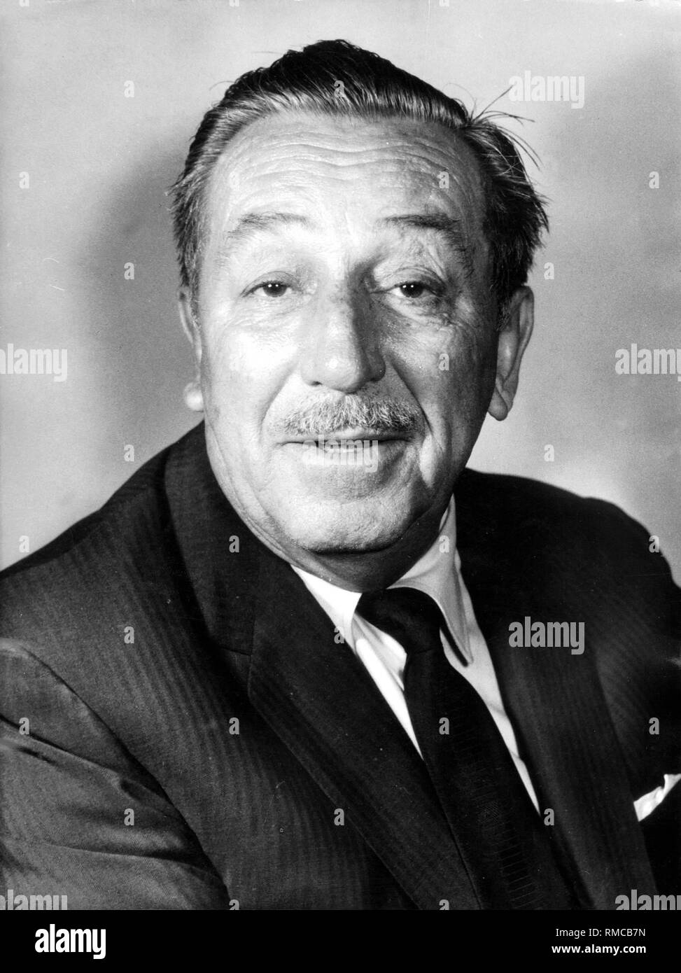Walt disney 1901 1966 Black and White Stock Photos & Images - Alamy