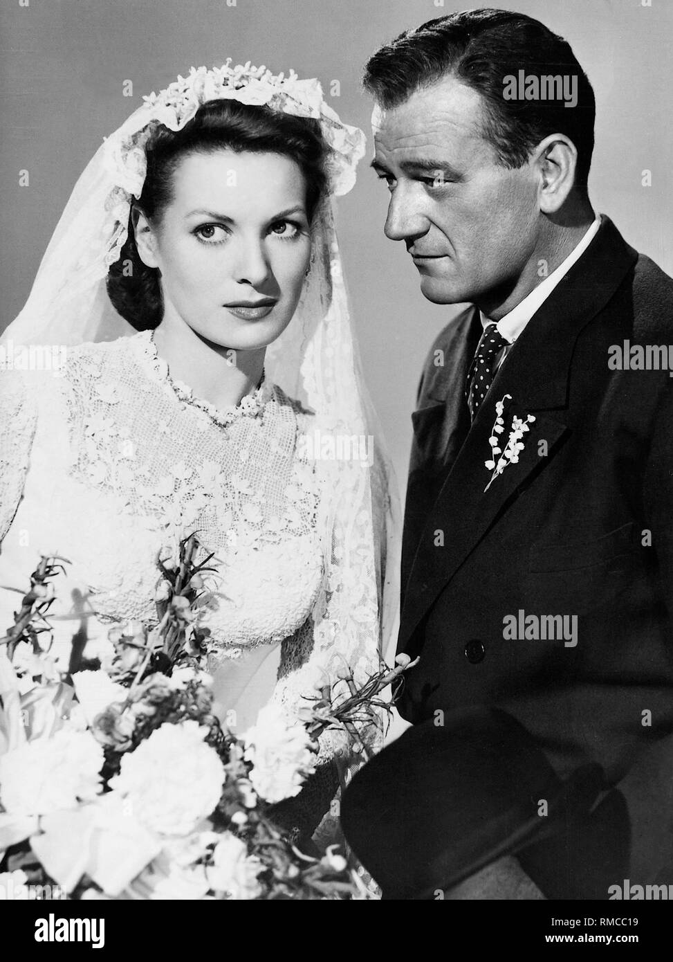 Maureen o'hara and john wayne Black and White Stock Photos & Images - Alamy