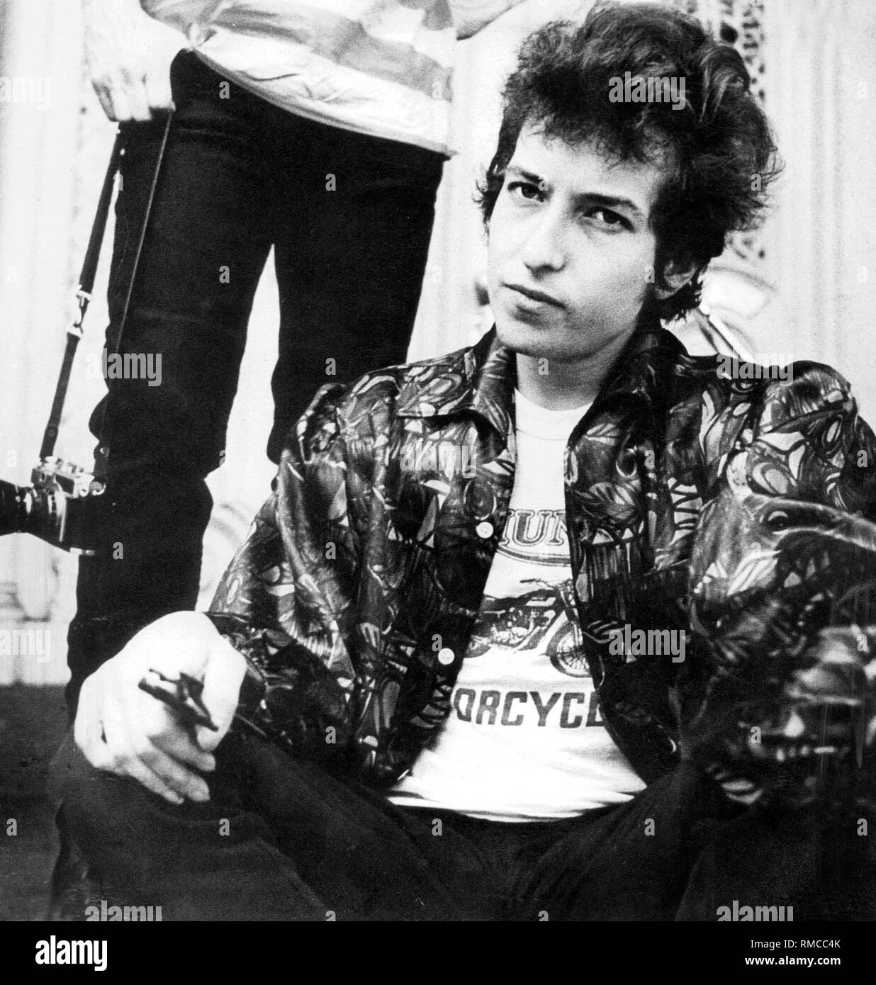 Bob Dylan (born Robert Zimmermann, b. 1941), American singer and ...