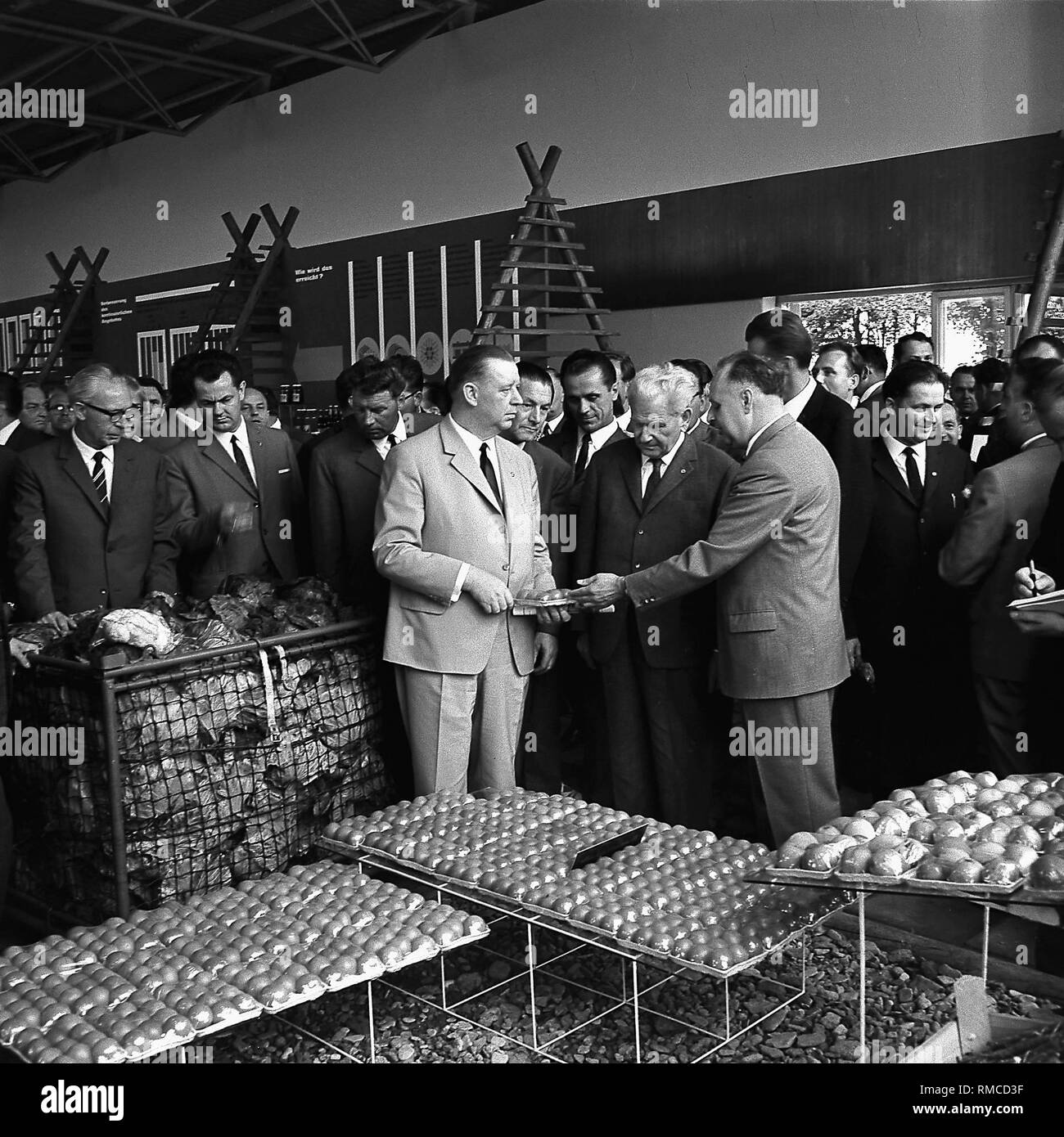 Politburo hi-res stock photography and images - Alamy