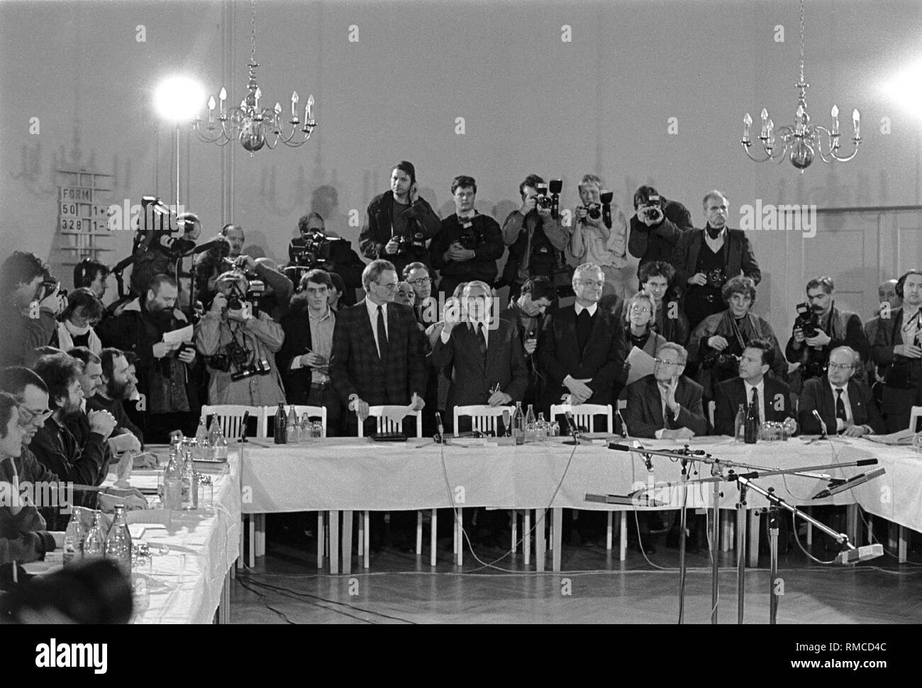 First peoples hall hi-res stock photography and images - Alamy