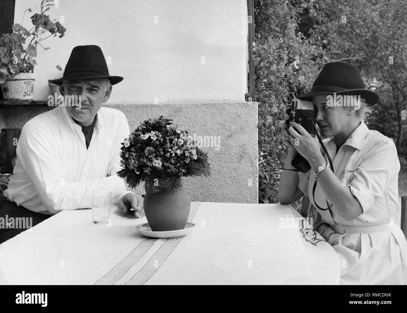 Clark Gable Wife High Resolution Stock Photography and Images - Alamy