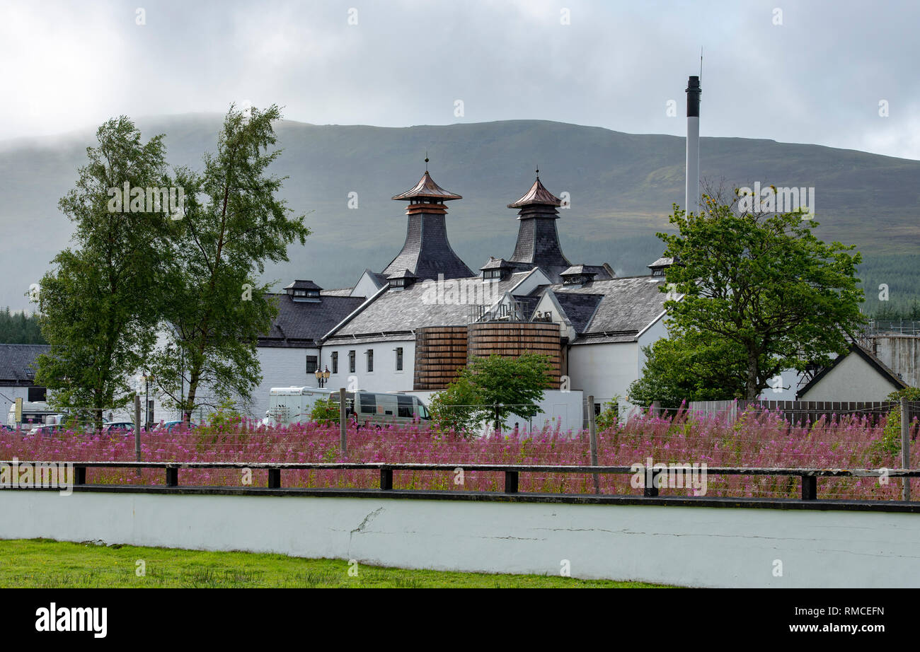 Dalwhinnie Distillery, Dalwhinnie, Highland Stock Photo - Alamy