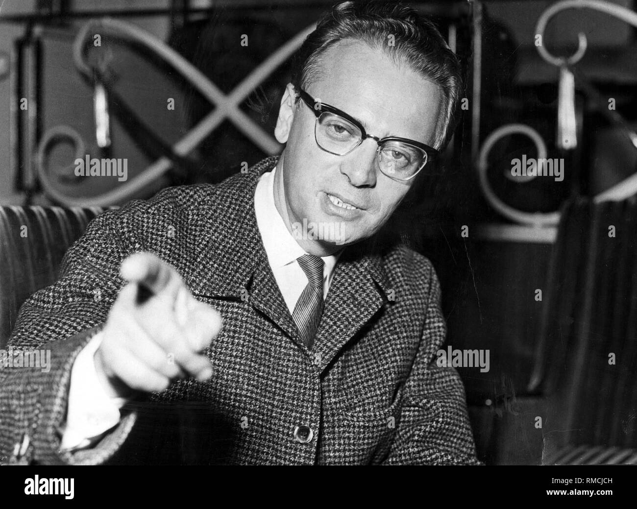 Ephraim kishon hi-res stock photography and images - Alamy