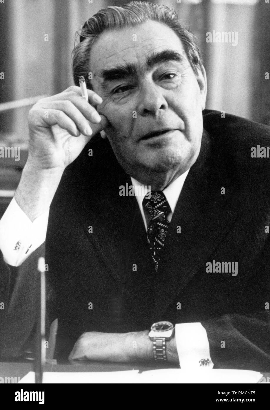 Leonid ilyich brezhnev hi-res stock photography and images - Alamy