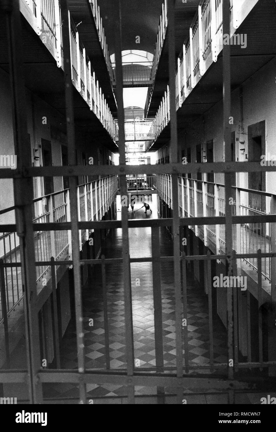 Womens prison interior Black and White Stock Photos & Images - Alamy