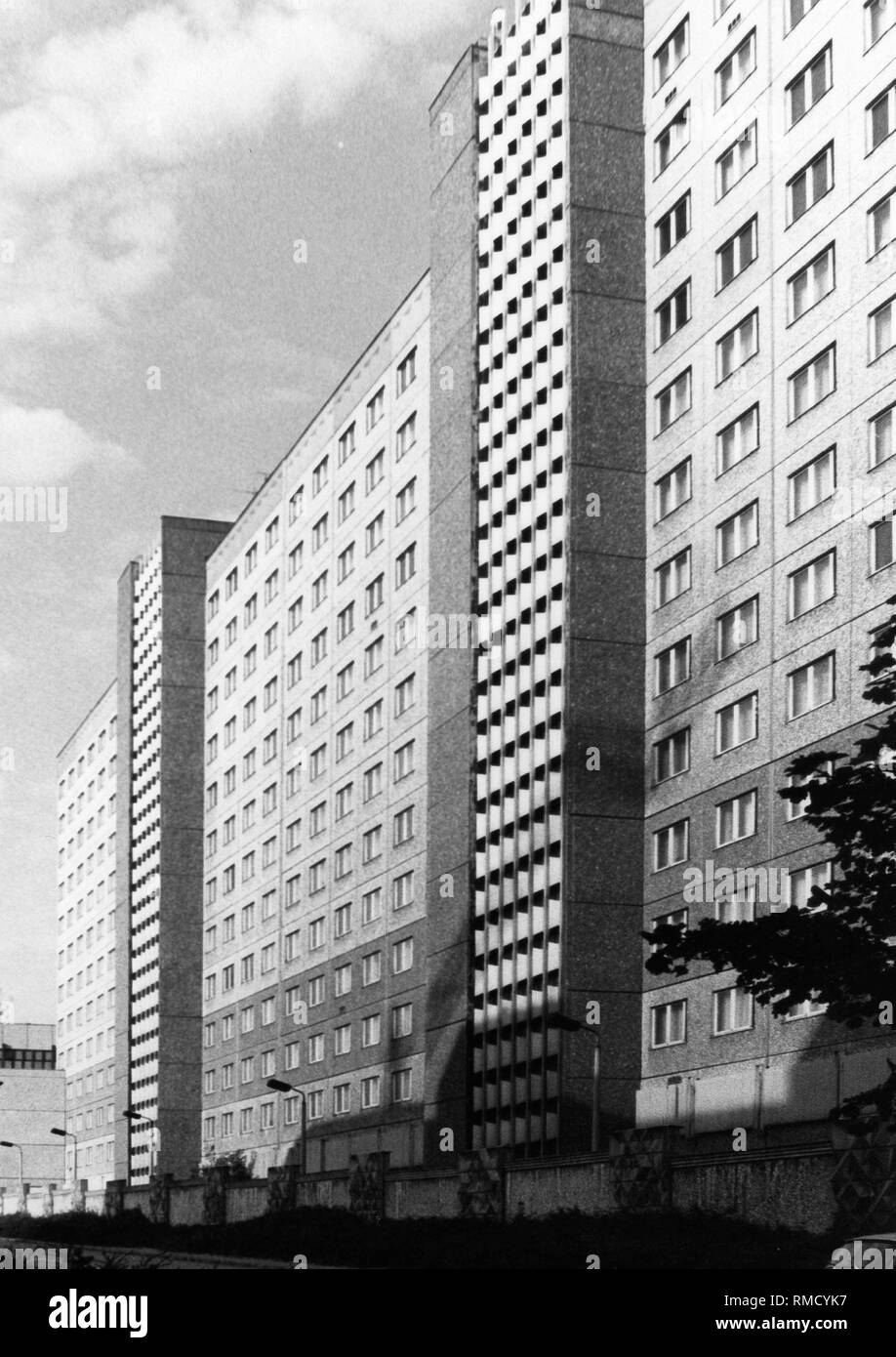 Exterior view of the extensive building complex of the Stasi ...