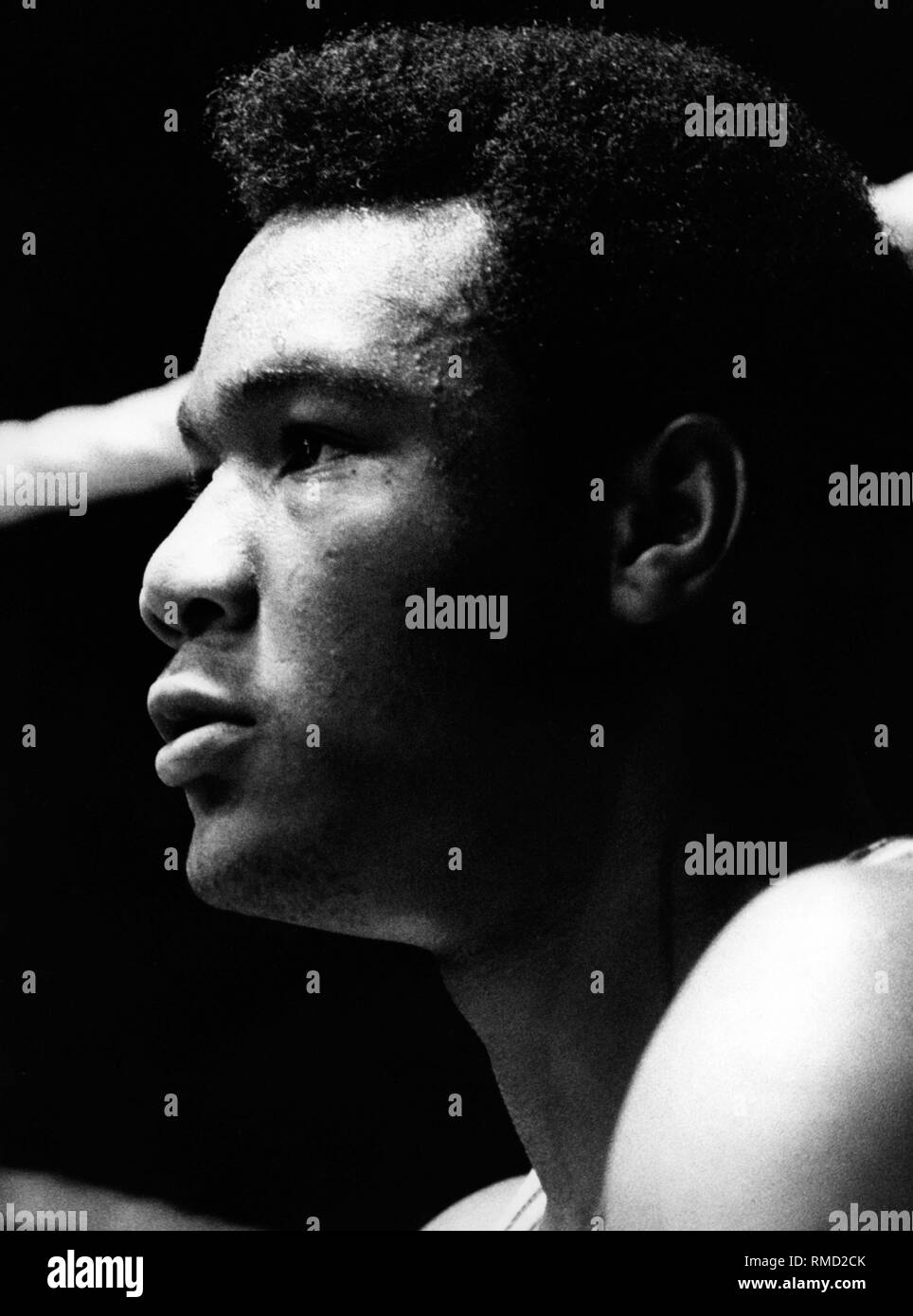 George foreman boxing hi-res stock photography and images - Alamy