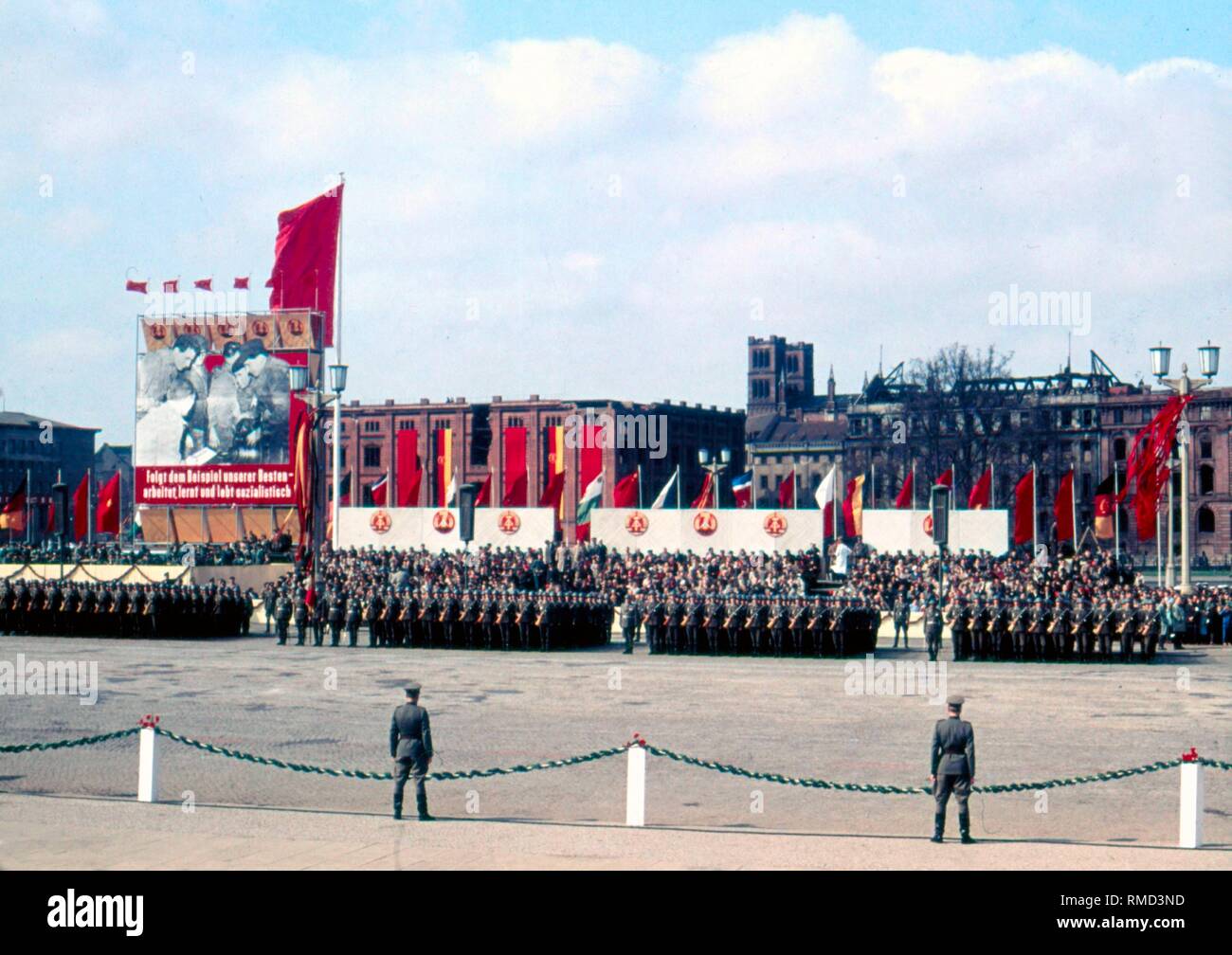 Units of the various branches of the GDR People's Army at the military ...