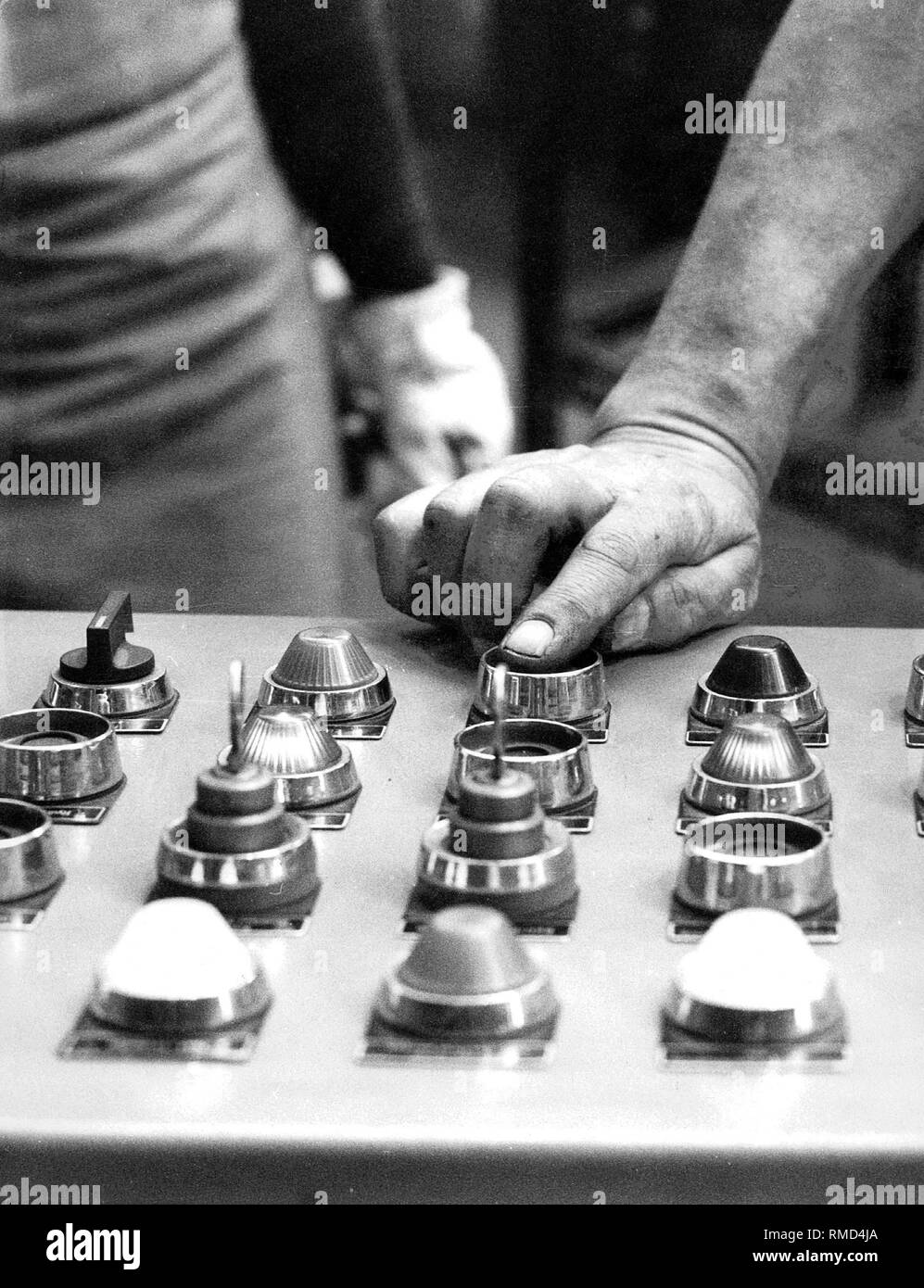 Lamps and buttons on the control panel of a mainframe computer Stock ...