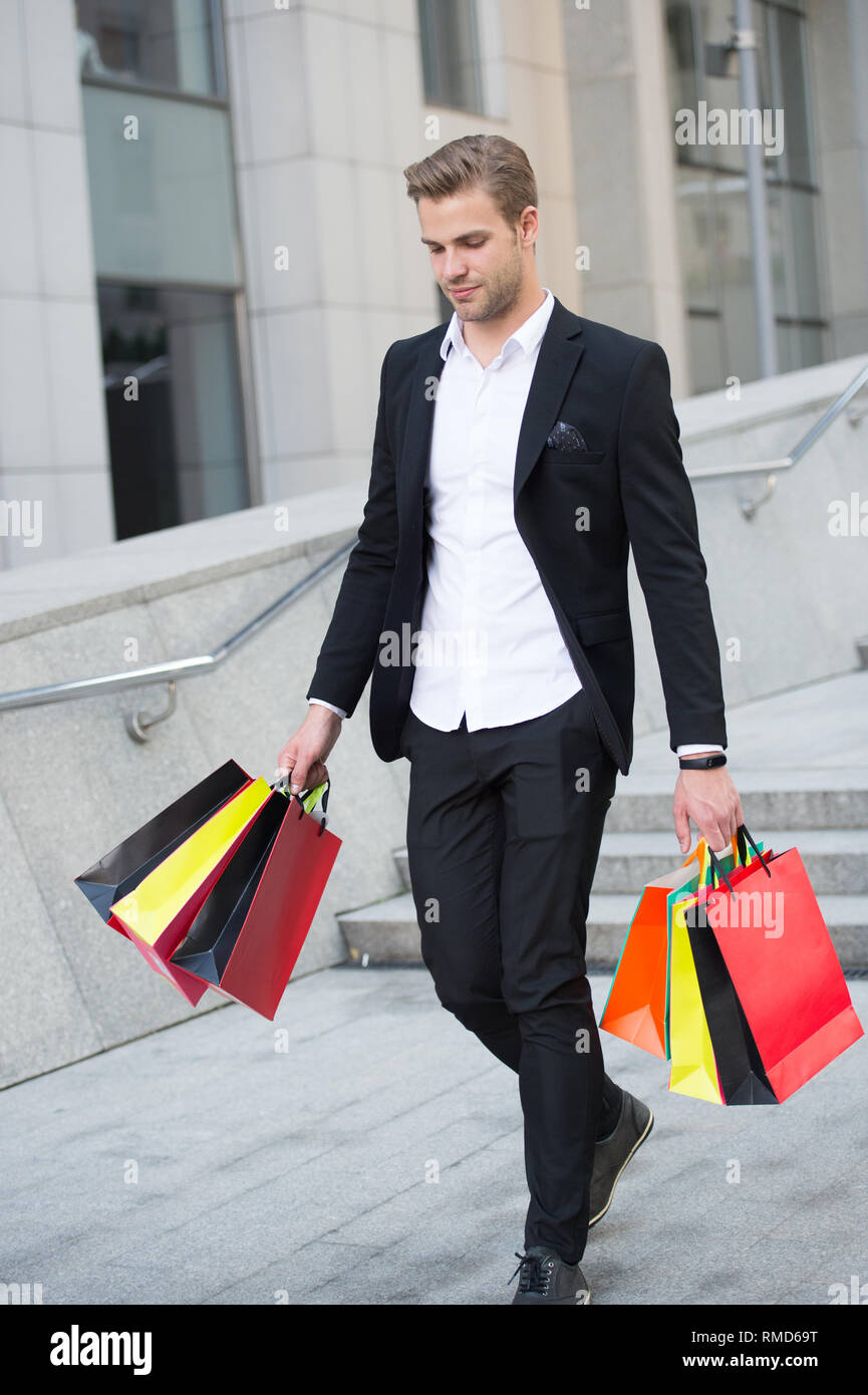 Set spending limit hi-res stock photography and images - Alamy